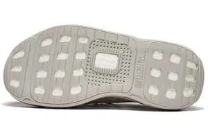 LI-NING Titan Trek Athletic Shoes