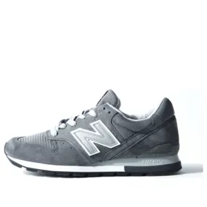 NEW BALANCE M996 Sneakers - Grey