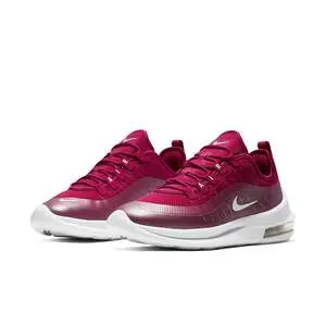 Nike Max Axis Sneakers