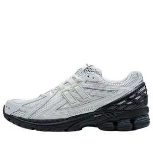 NEW BALANCE 1906r X Comme Des Garcons Homme Sneakers - White/black