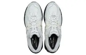 NEW BALANCE 1906r X Comme Des Garcons Homme Sneakers - White/black