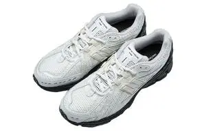 NEW BALANCE 1906r X Comme Des Garcons Homme Sneakers - White/black