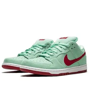Nike Dunk Low Pro Sneakers - Green