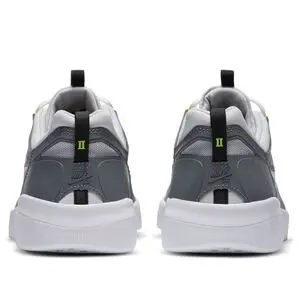 Nike Nyjah Free 2 Sb Sneakers - Grey