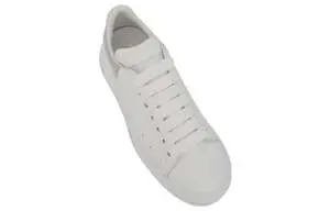 Alexander McQueen Oversized Sneakers - White/silver