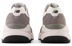 NEW BALANCE 57/40 Sneakers - White/brown