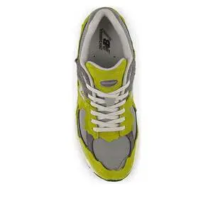 NEW BALANCE 2002r Protection Pack Sneakers - Sea Moss/raincloud