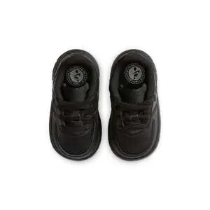 Nike Force 1 '06 "triple" Sneakers