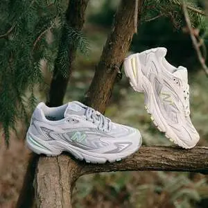 NEW BALANCE 725 Sneakers - Gray/yellow