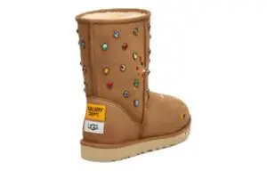 UGG X Gallery Dept. Classic Short Boot - Chestnut