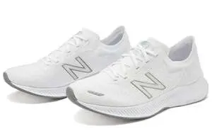 NEW BALANCE Pesu Series Low Top Sneakers