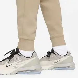 Nike Tech Sweatpants - Khaki