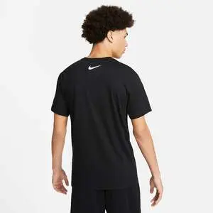 Nike Swoosh T-shirt