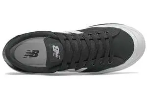NEW BALANCE Low Top Sneakers - Black