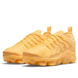 Nike Vapormax Plus Sneakers - Yellow