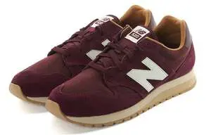 NEW BALANCE 520 Sneakers - Wine Red