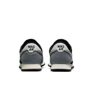 Nike Pegasus 83 Low Top Sneakers - Black/phantom/cool Grey