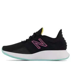NEW BALANCE Fresh Foam Roav Sneakers - Black