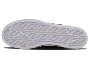 Nike X Supreme Sb Gts Qs Sneakers