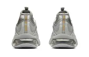 ANTA X Snoopy Moon Landing 50th Anniversary 'grey Silver