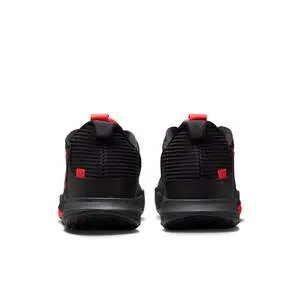 Nike Kyrie Low Ep Athletic Sneakers - Blackred