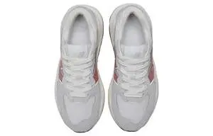 NEW BALANCE 57/40 "light Aluminum Mineral Red" Sneakers - Gray/pink/white