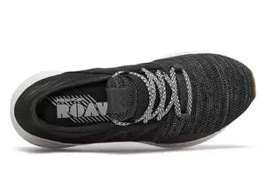 NEW BALANCE Fresh Foam Roav Knit Sneakers - Black