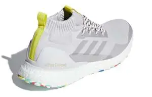 Adidas Ultraboost Mid - Silver/gray
