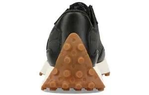 NEW BALANCE 327v1 Lace-up Sneakers - Black/gum