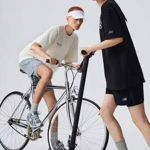 NEW BALANCE Icon T-shirt Asia Sizing