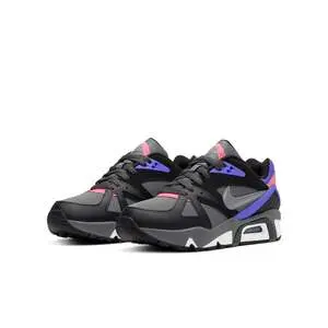 Nike Zoom Structure Sneakers