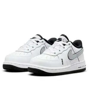 Nike Force 1 Lv8 Sneakers