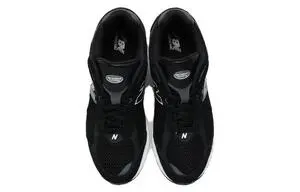 NEW BALANCE 2002r Sneakers - Black