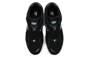 NEW BALANCE 2002r Sneakers - Black