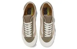VANS Style 136 Decon Vr3 Sneakers - Beige/green