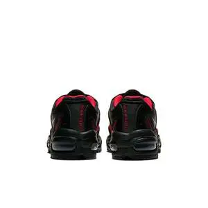 Nike Max Tailwind 4 - Black/red