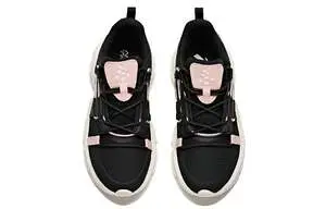 ANTA Cross Training Low-top Sneakers