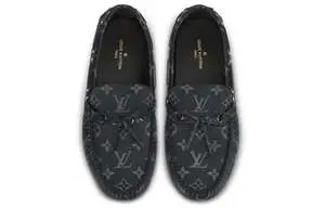 LOUIS VUITTON Arizona Moccasin Loafers