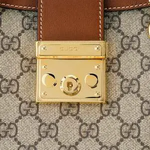 Gucci Padlock Gg Shoulder Bag - Brown