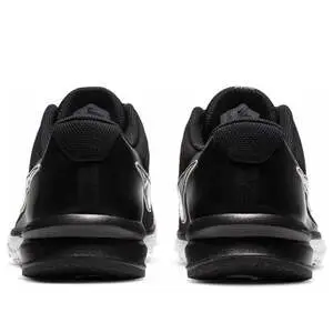 Nike Alpha Huarache Varsity 3 Turf Athletic Shoes
