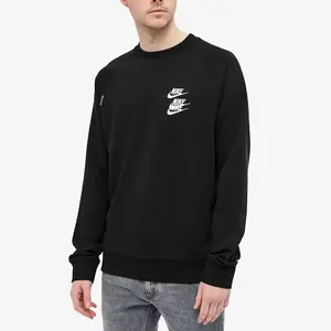 Nike World Tour Crewneck Sweatshirt