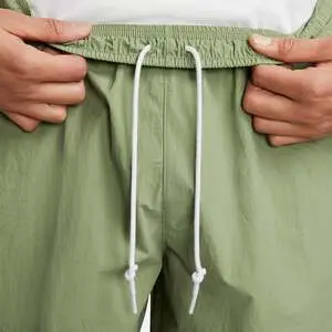 Nike Solo Swoosh Woven Shorts - Green