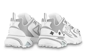 LOUIS VUITTON Runner Tatic Sneakers - White/grey