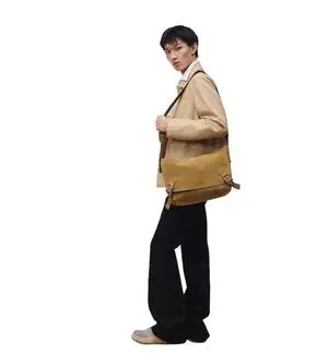 Dior 26 Medium Jett Messenger Bag