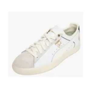 PUMA Clyde Sneakers