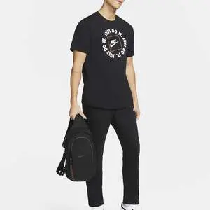Nike Essential Sling Bag