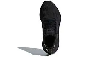Adidas Swift Run Low Top Sneakers - Black