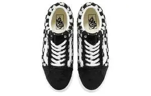 VANS Old Skool Sherpa Checkerboard Low Top Sneakers