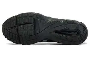 Mizuno Spark Cn Athletic Sneakers - Black/silver