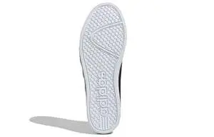 Adidas Neo Vs Pace Sneakers - Black/white